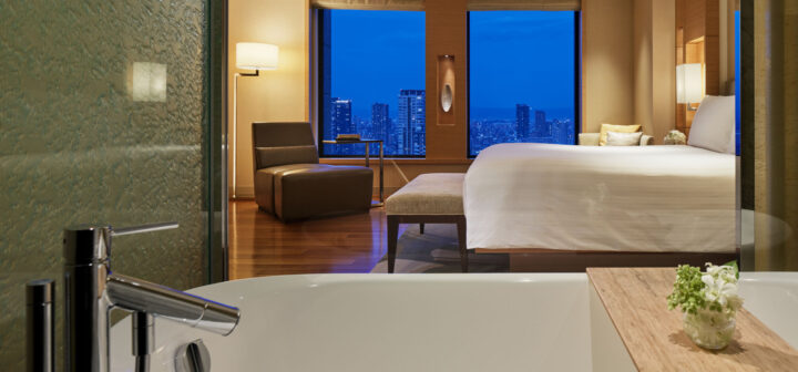 1 King/2 Single Premium City View - InterContinental Osaka